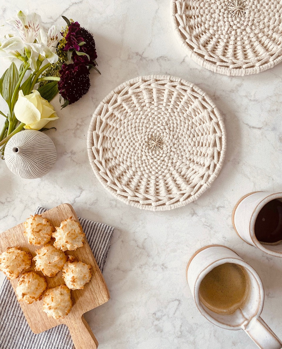 Circular Weaving Video Course - Woven Cotton Trivet