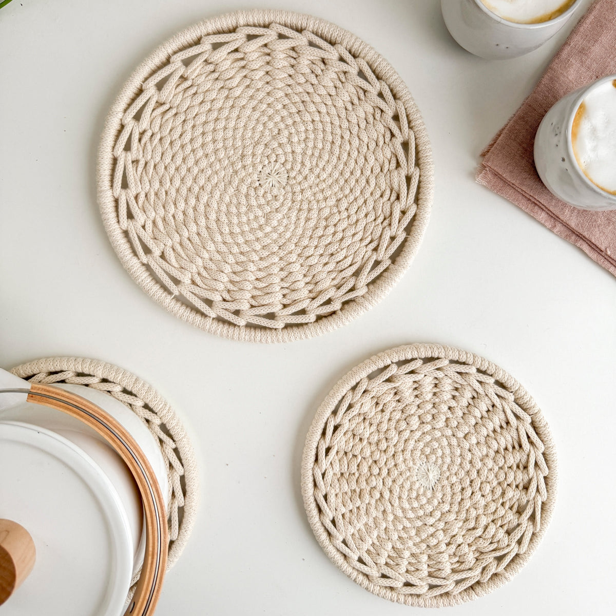 Avery Kit – Learn to Weave Circular Cotton Trivets