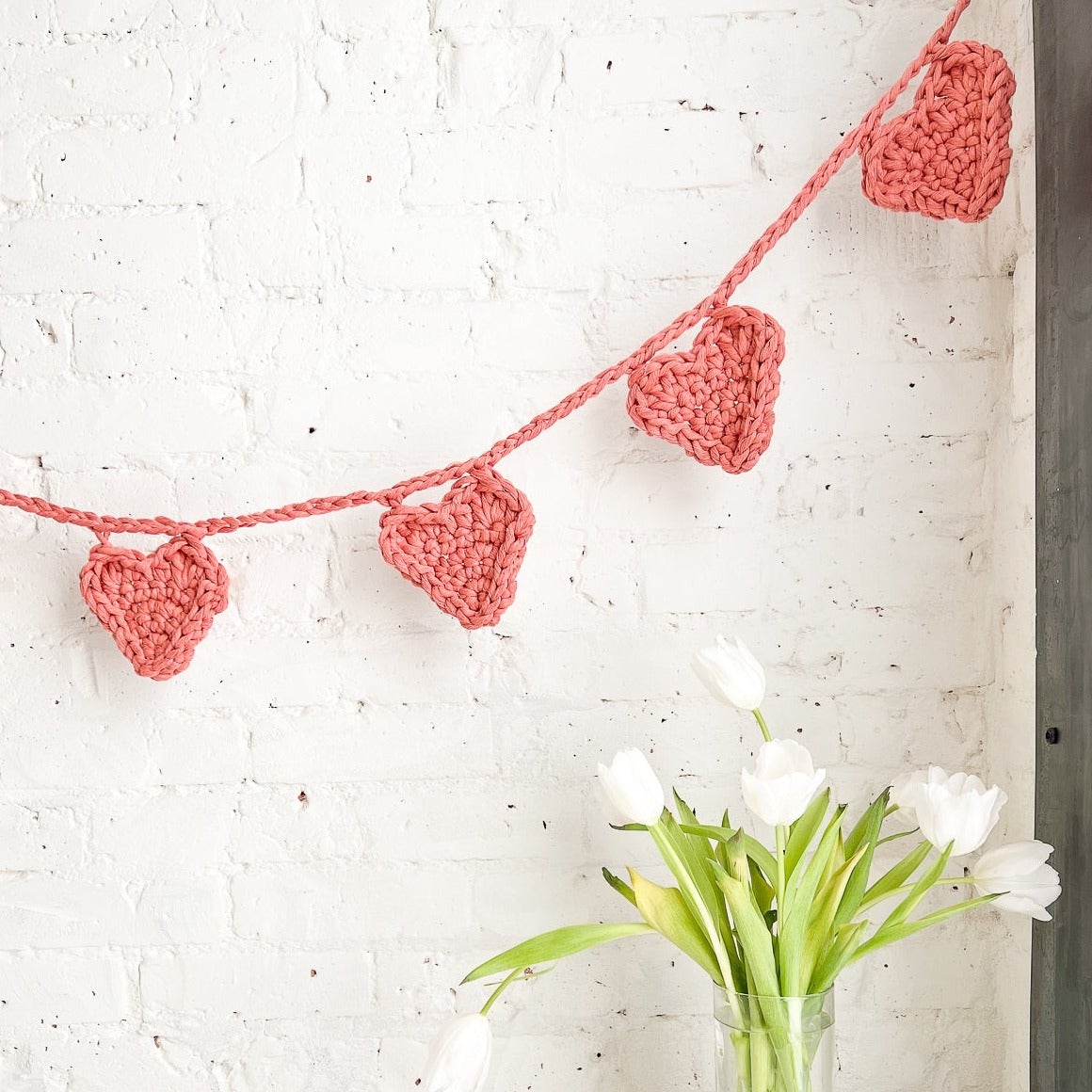 String of Crochet Hearts Pattern & How To VIDEO – Flax & Twine